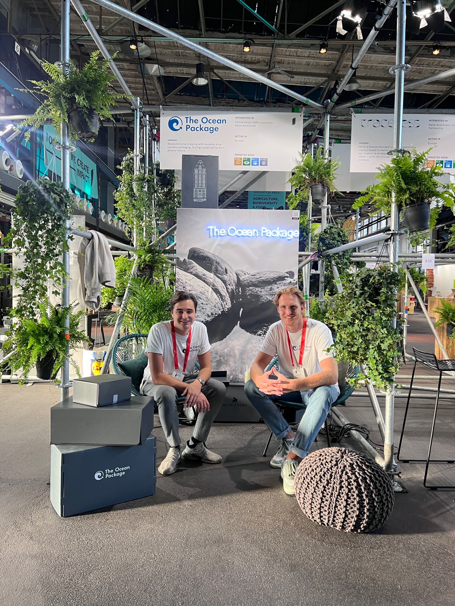 The revolution of reusable shipping boxes